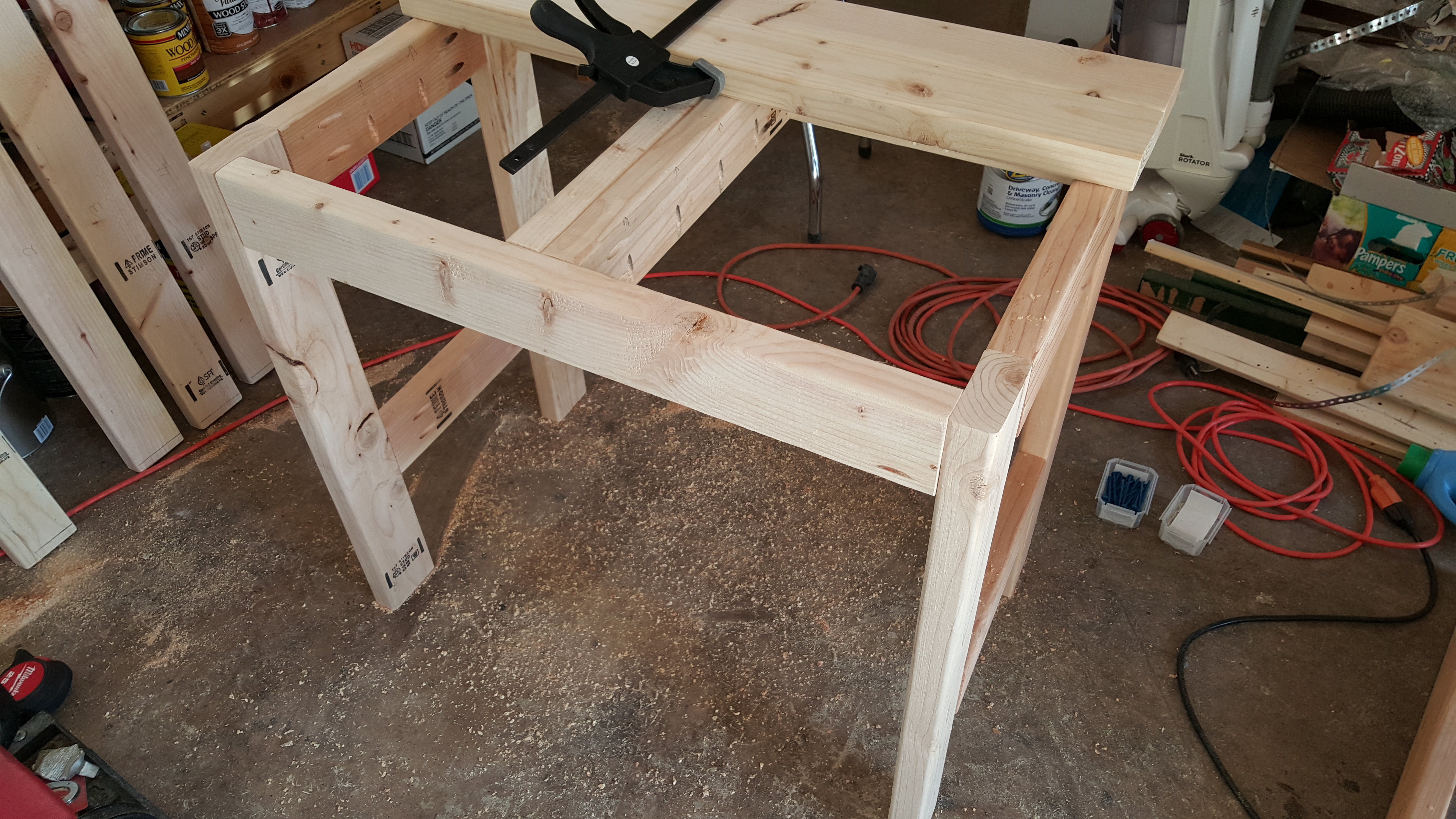 2x4 Table Medium Size - RYOBI Nation Projects